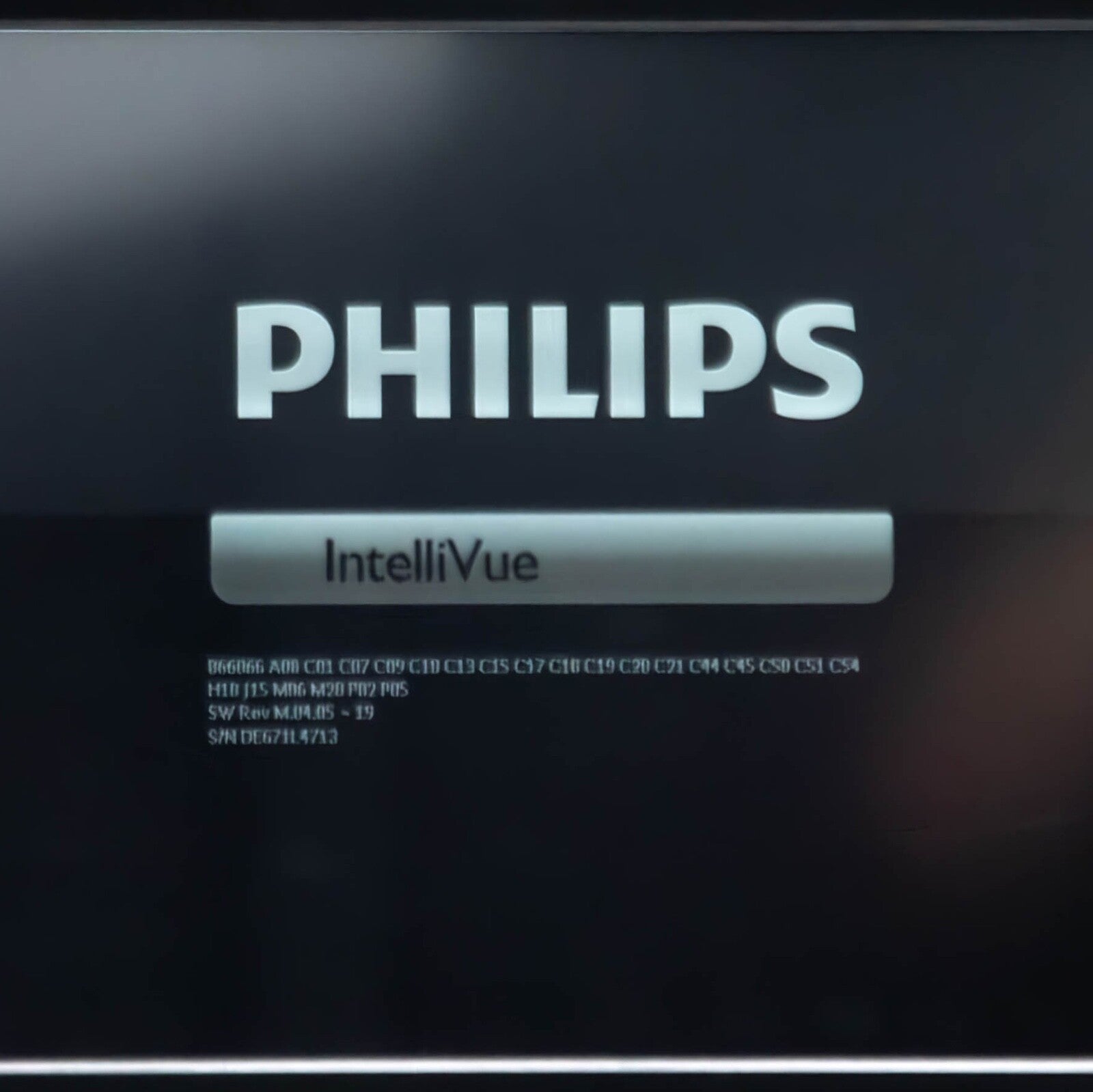 PHILIPS IntelliVue MX550 Multiparameter Patient Monitor - Philips 8670 ...